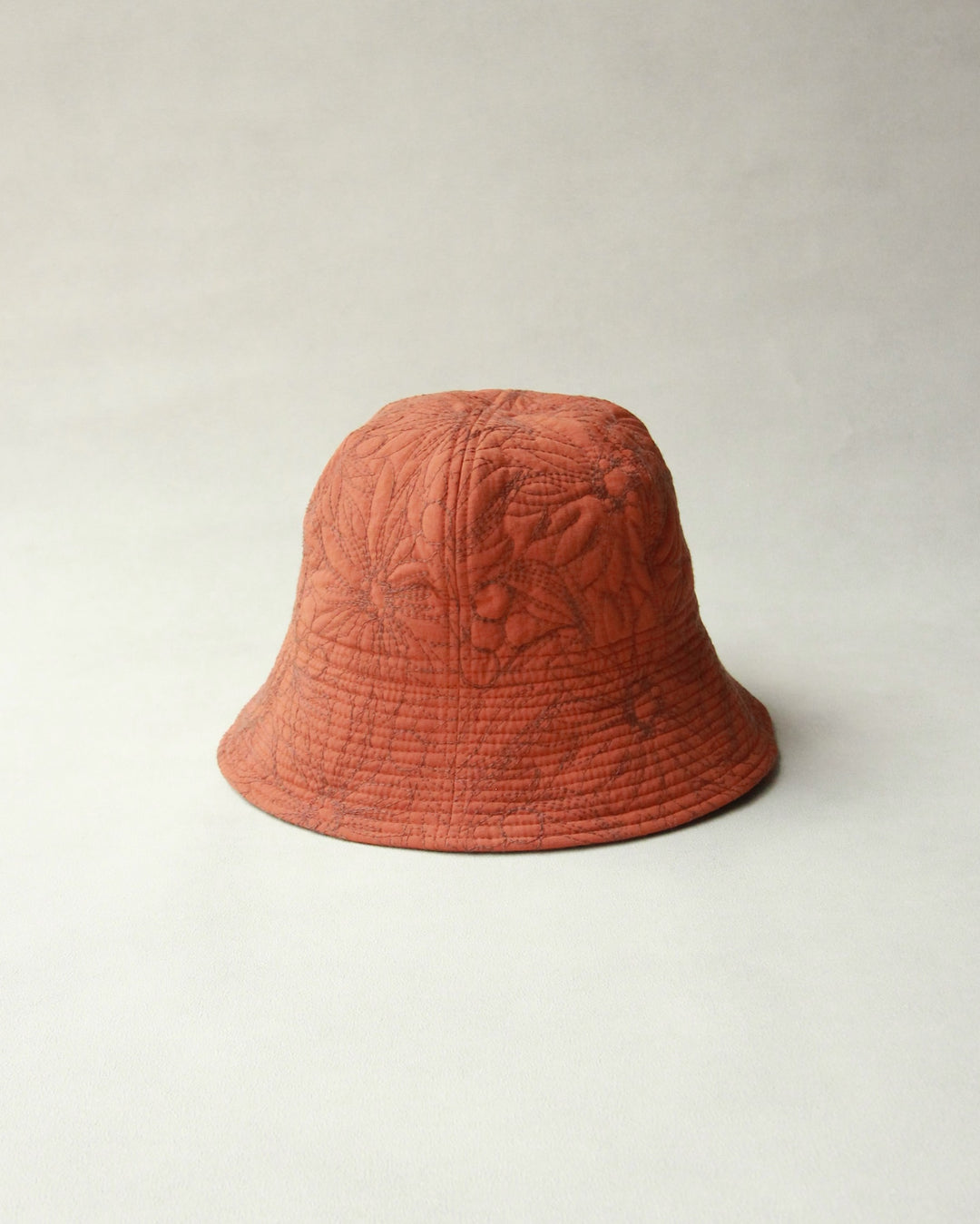N-1324 / Hosta Hat – Nine Tailor
